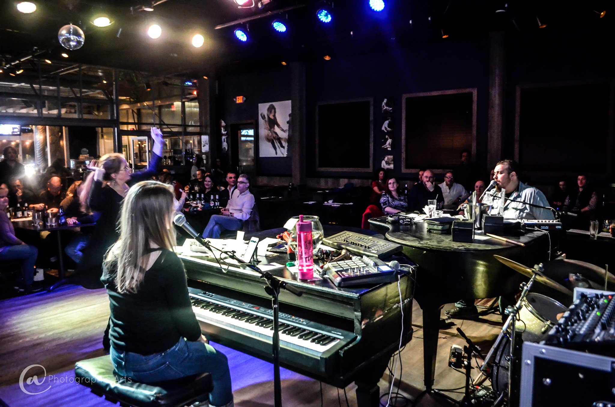 Michigan Dueling Pianos - Dueling Piano Shows in Michigan - Midwest ...